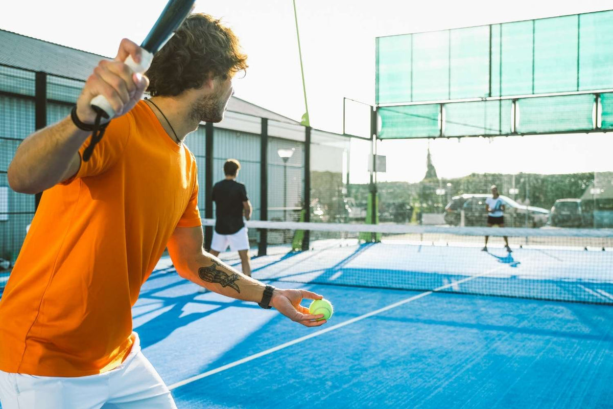 Come Imparare a Giocare a Padel: Guida Completa per Principianti ...